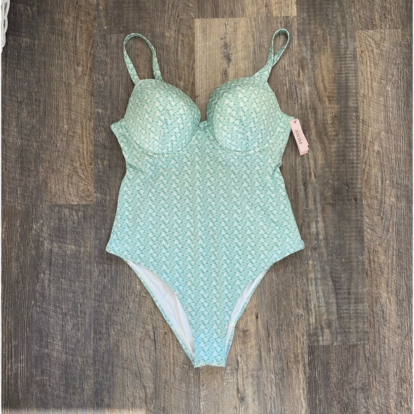 Victoria's Secret | Swim | Victorias Secret Very Sexy Green Shells ...